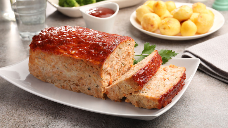 How to perfectly bind meatloaf without using any eggs