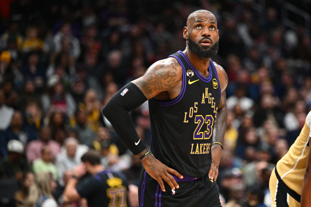 ‘They did it’: Kenny Smith responds to claims Lakers took LeBron James ...