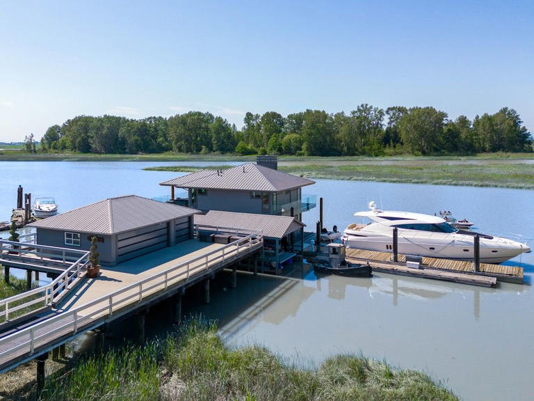Property watch: Life aboard a floating dream home surrounded by 'living ...