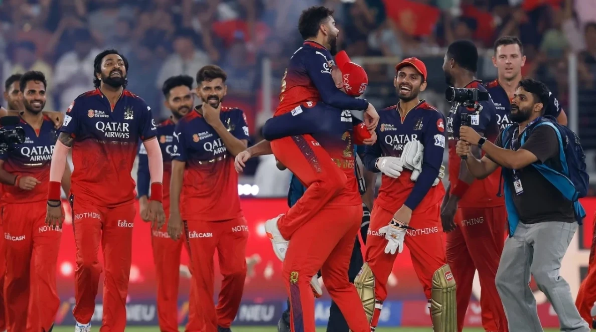 Billionaire giant enters RCB ownership race against Manchester United