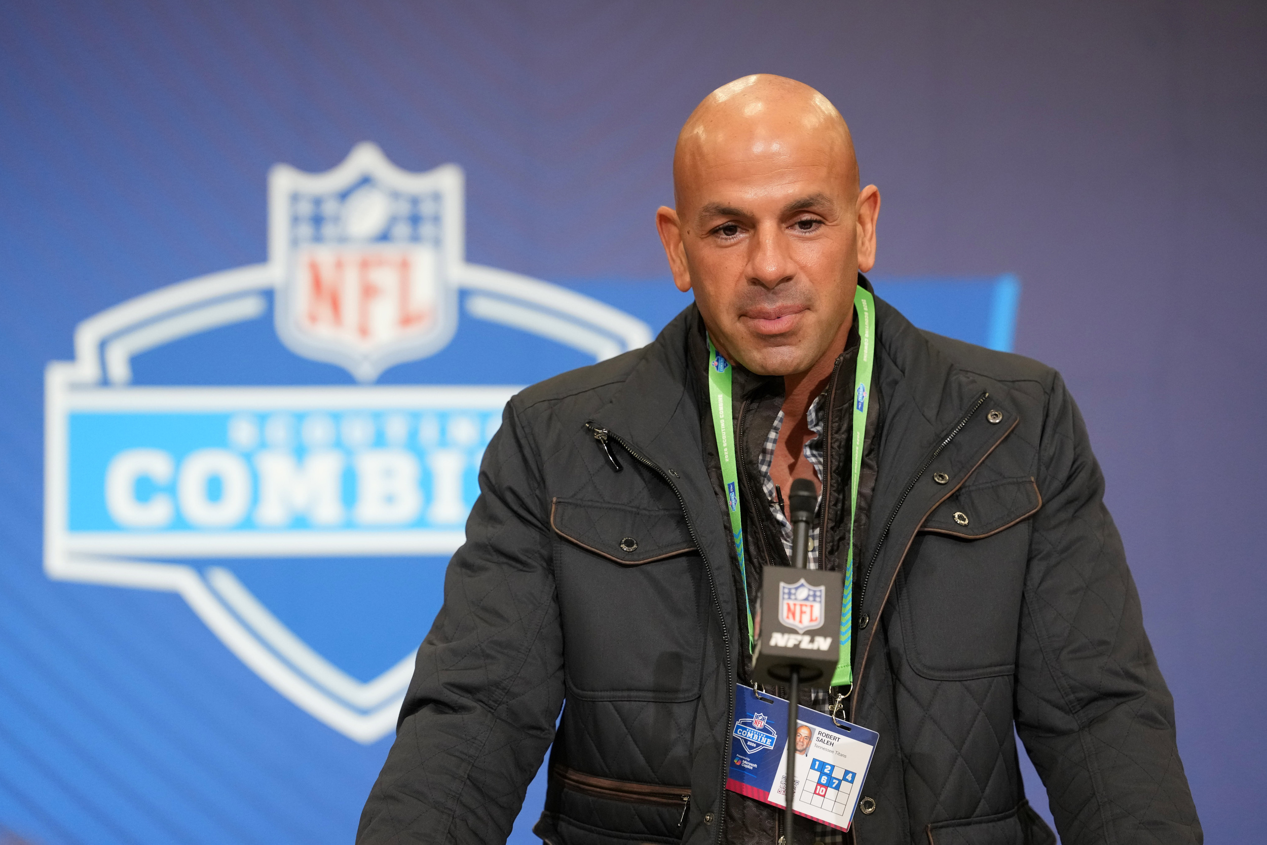 Robert Saleh turns heads with his wild response to having 8 kids