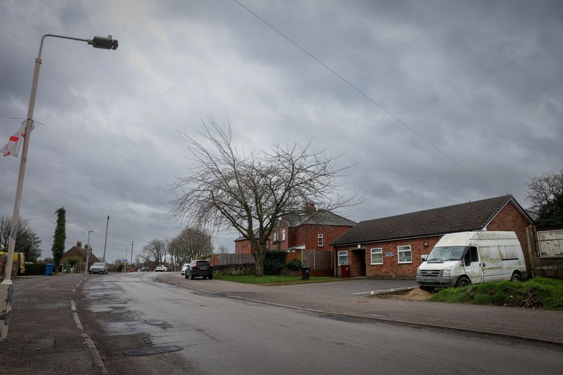 Man 'taken to hospital' after Nottinghamshire pothole fall as Reform ...