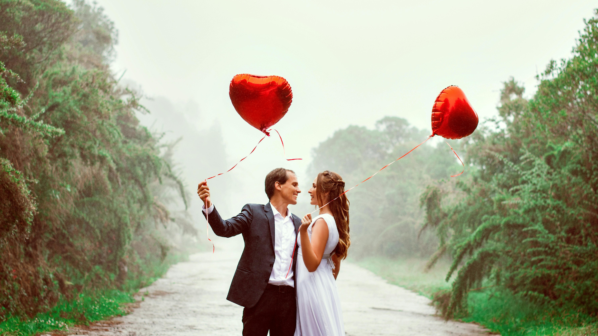 20 signs your girlfriend is the biggest green flag ever