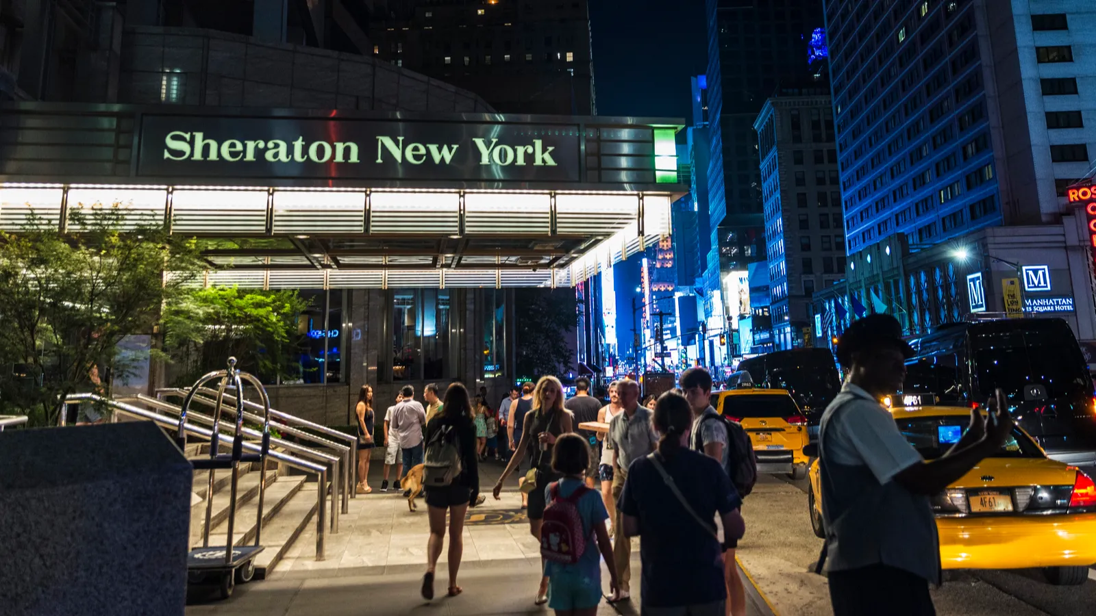 Hotel workers secure major wage increases under union deal amid NYC ...