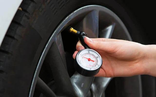 Car skills every father used to teach that most young drivers never learned