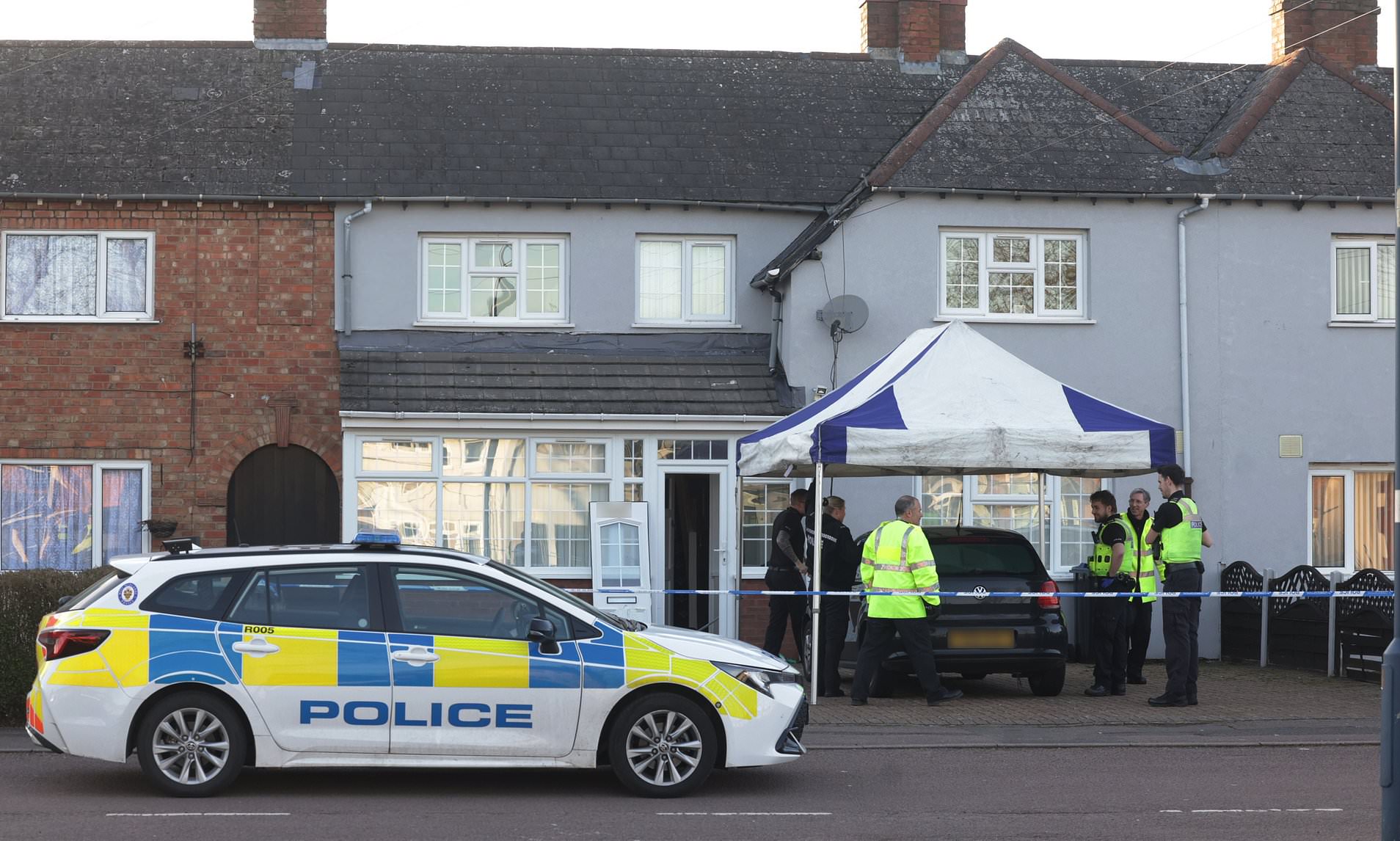 Police officer, 35, found dead in car in driveway as 'heartbroken ...