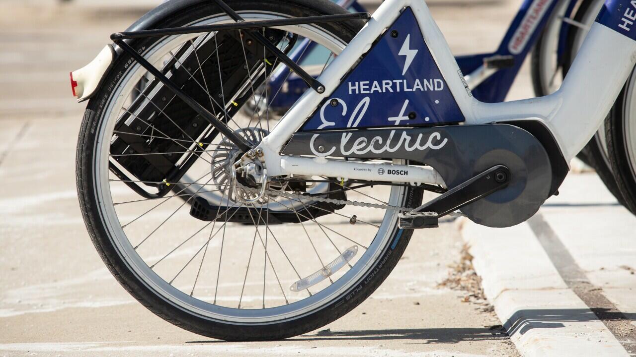 E-bike rider seriously hurt in University City crash