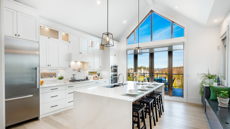 25 modern kitchens that you'll want in your home