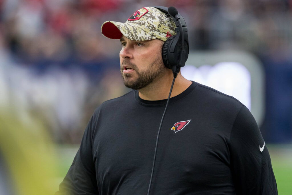 Cowboys OC deflects George Pickens contract talk