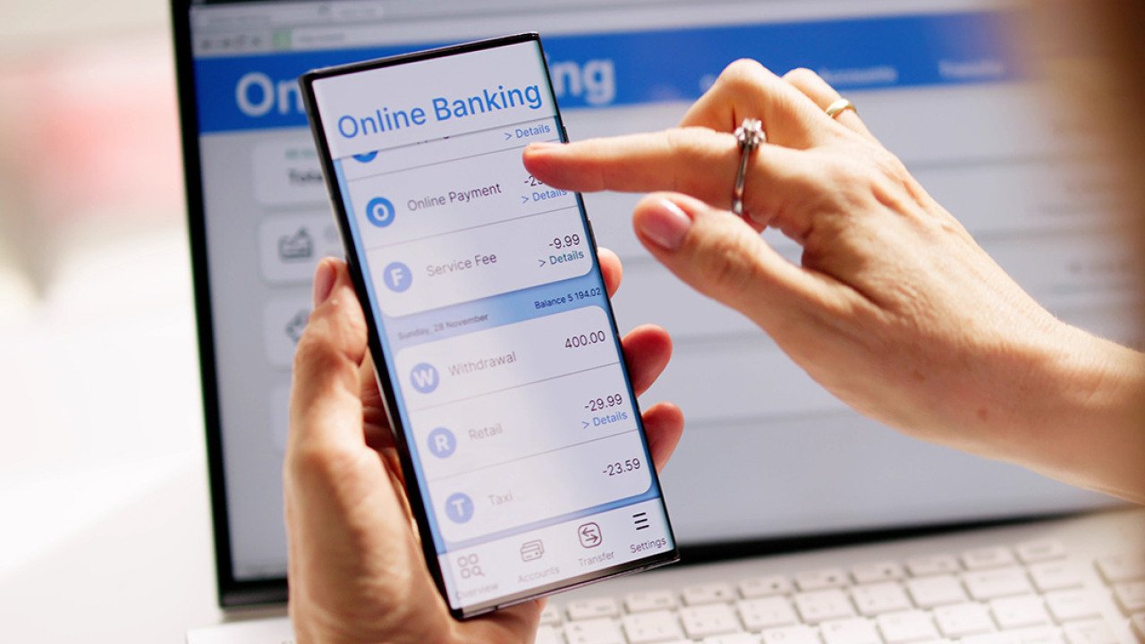 Are online banks safe? 6 security tips for banking online
