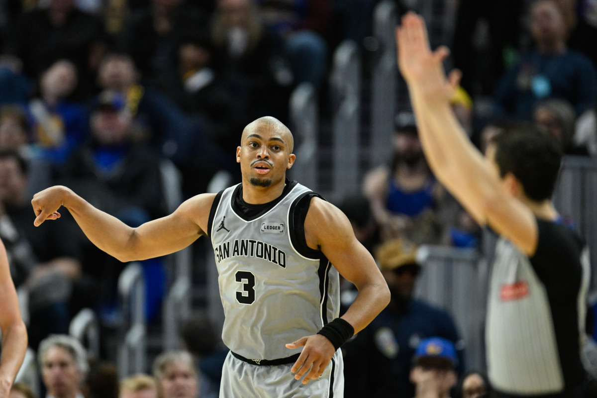 Keldon Johnson becomes first Spurs player to score 1,000 points off the ...