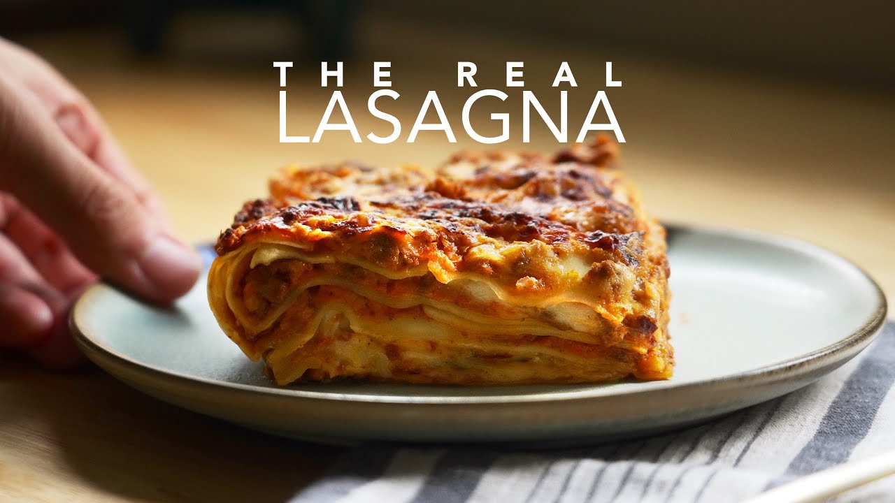 Authentic lasagna bolognese: Traditional Italian recipe with rich ...