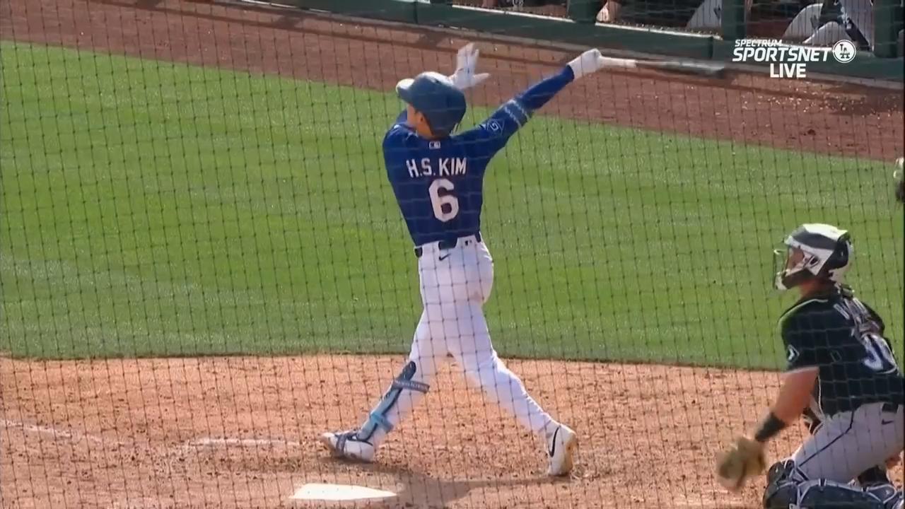 LA.'s Hyeseong Kim hits first homer of spring training