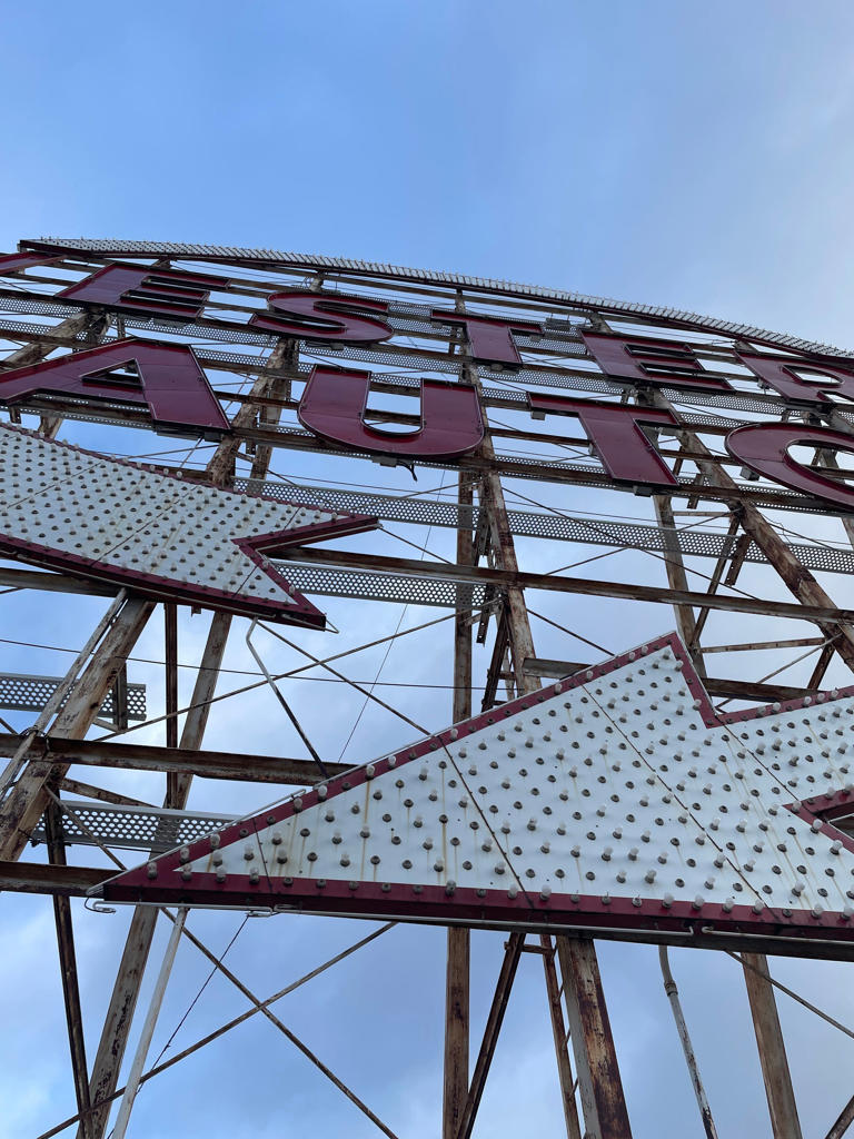 Western Auto sign repair deal reached after nearly a year, won’t be ...