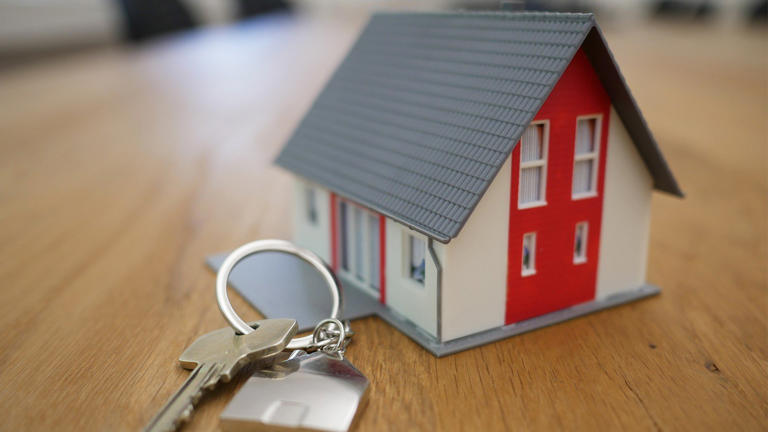 Your moving checklist: 15 things to do before moving into a new home