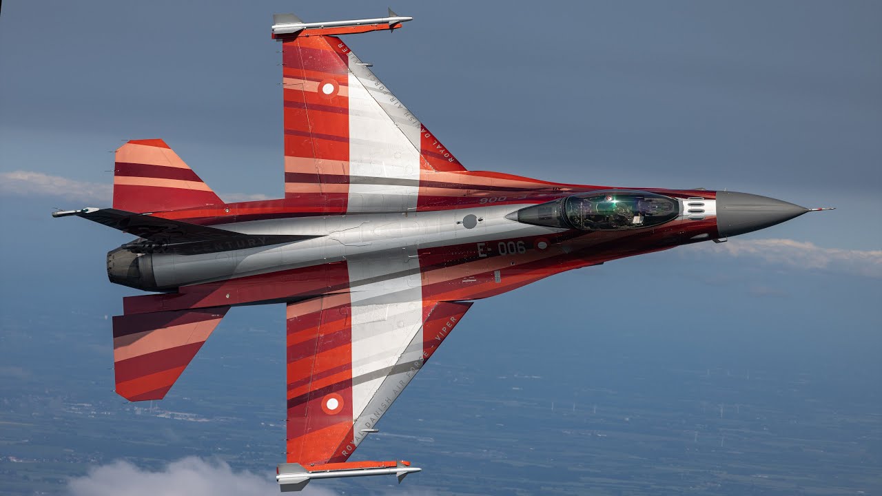 This 26,000-pound jet hit full afterburner - for its farewell