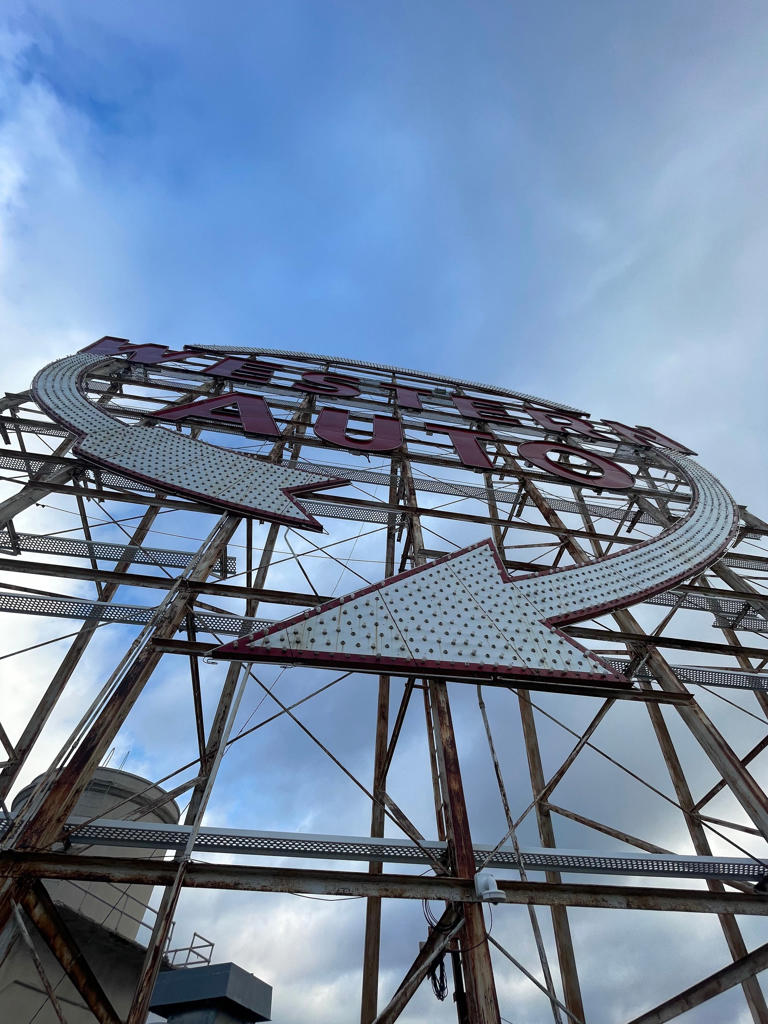 Western Auto sign repair deal reached after nearly a year, won’t be ...