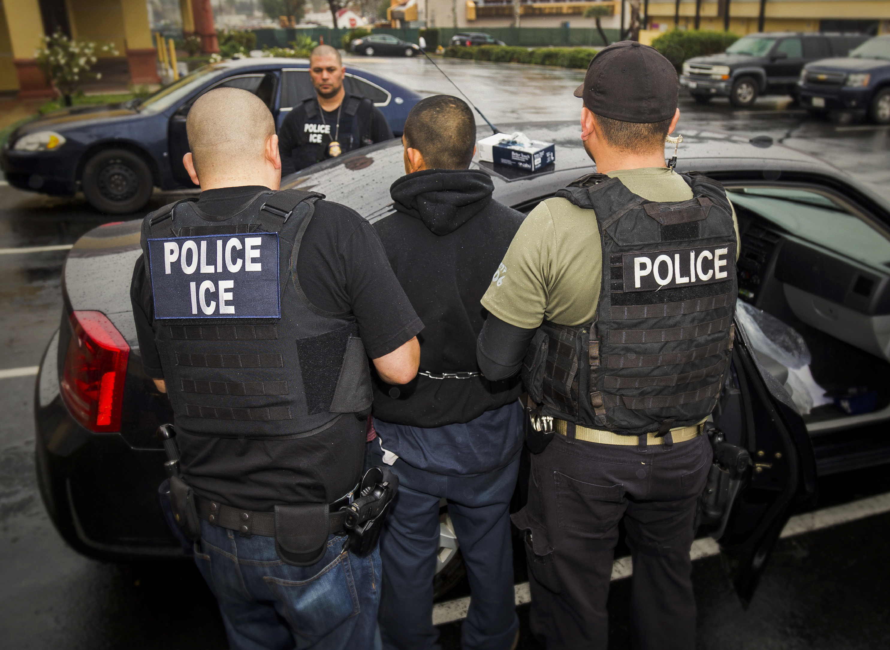 ICE causó choque múltiple persiguiendo inmigrantes en NJ, según alcalde ...