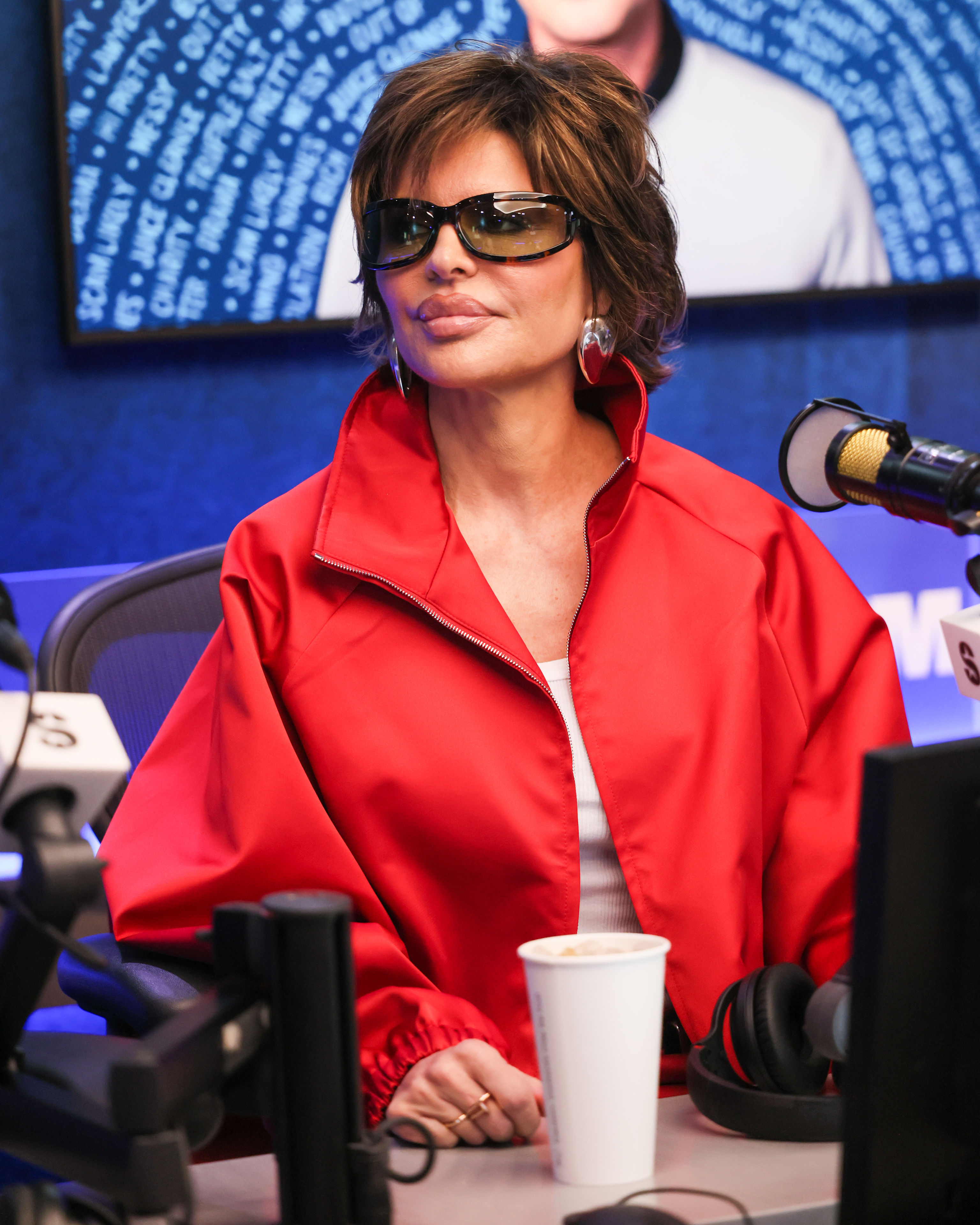 Lisa Rinna’s 8 most jaw-dropping bombshells from her new book
