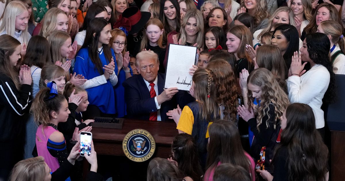 Media accuse Trump of belittling female athletes - remember, he ...
