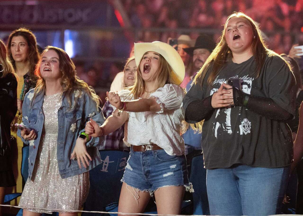 Houston Rodeo 2026 concerts: Show length, start times, merch and ...