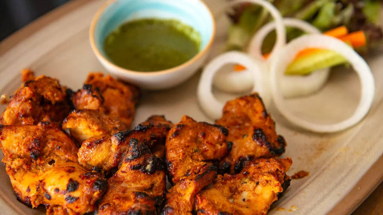 10 must-try chicken snacks for Holi party at home