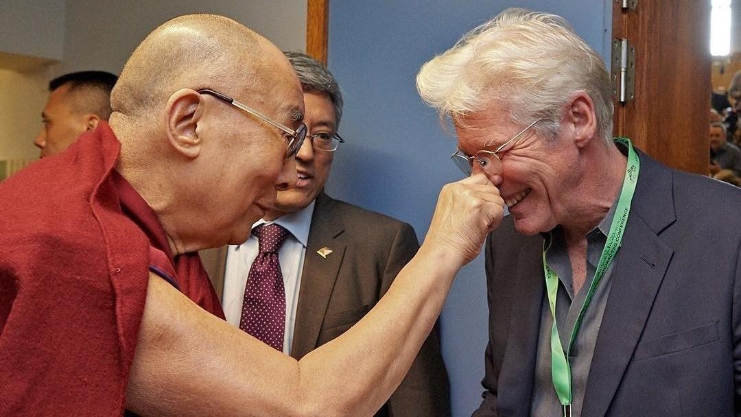 20 stars who have converted to a new religion