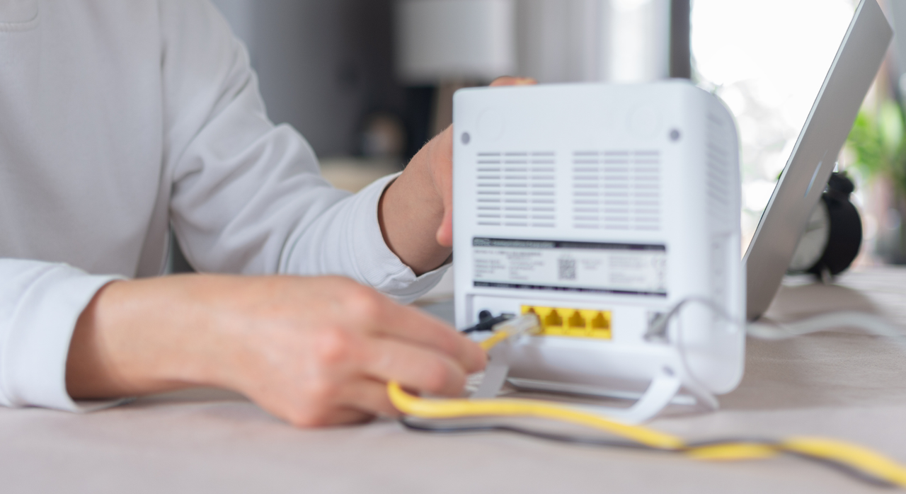 Zyxel warns over a dozen routers affected by critical security flaw