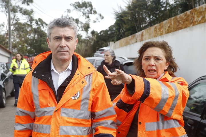 Casas notificadas para demolição na Azinhaga dos Formozinhos têm ...