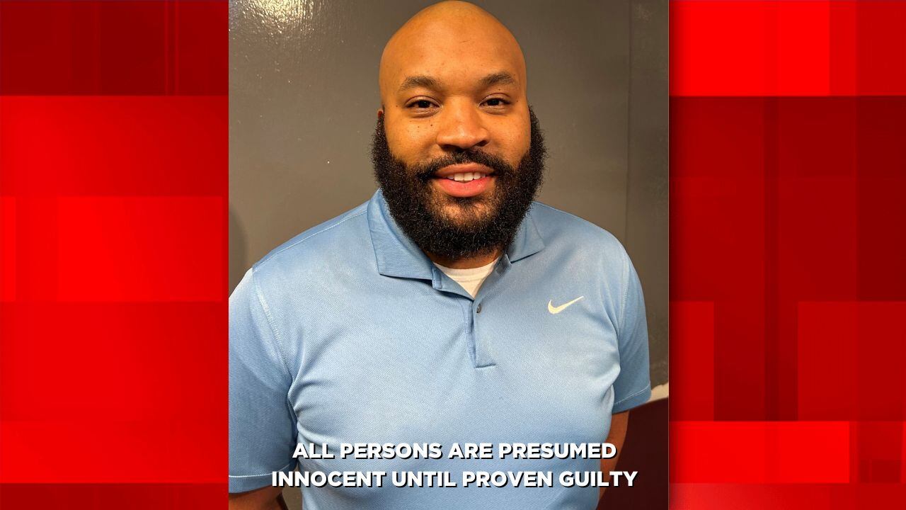 Arcadia mayor arrested on malfeasance and theft charges