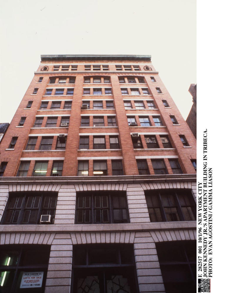 Where did John F Kennedy Jr. and Carolyn Bessette Kennedy actually live?