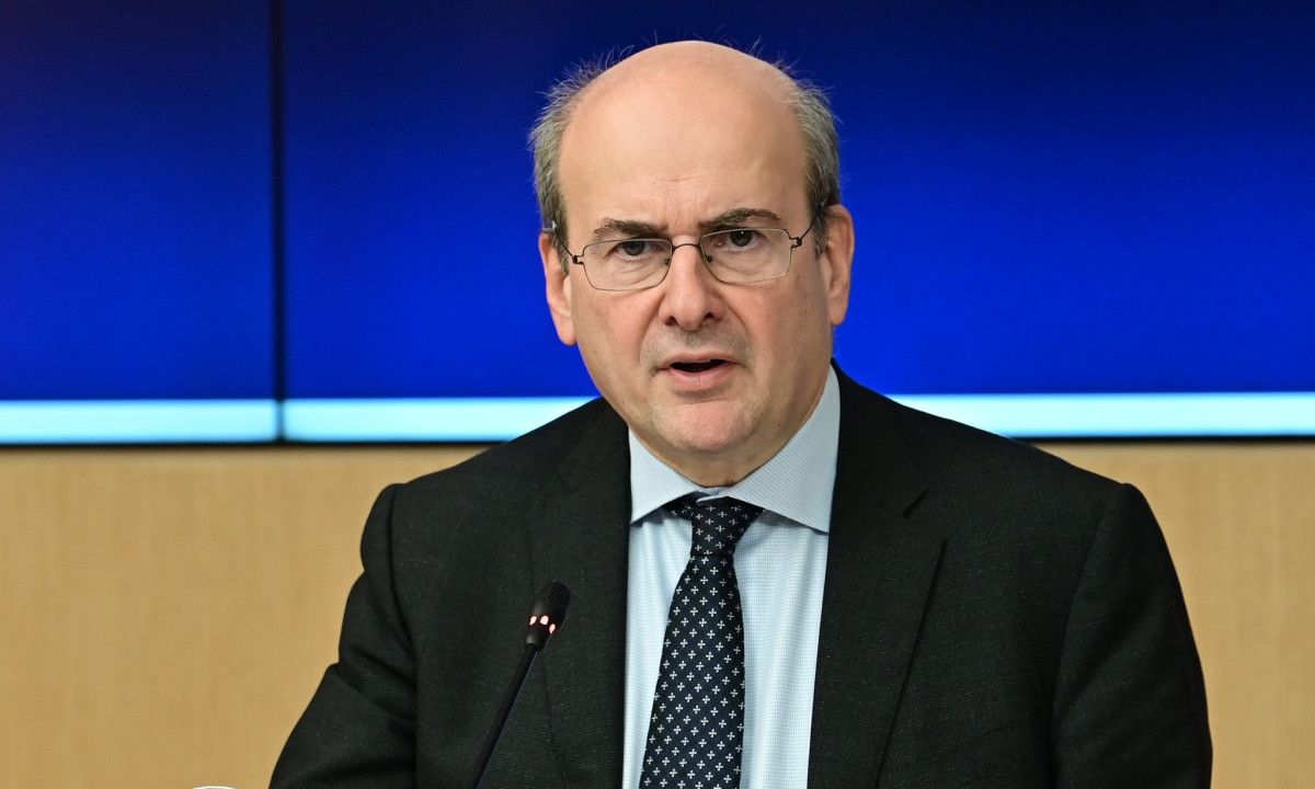 Χατζηδάκης: Αυτονόητη υποχρέωσή μας η μη άσκηση ενδίκων μέσων για τα Τέμπη