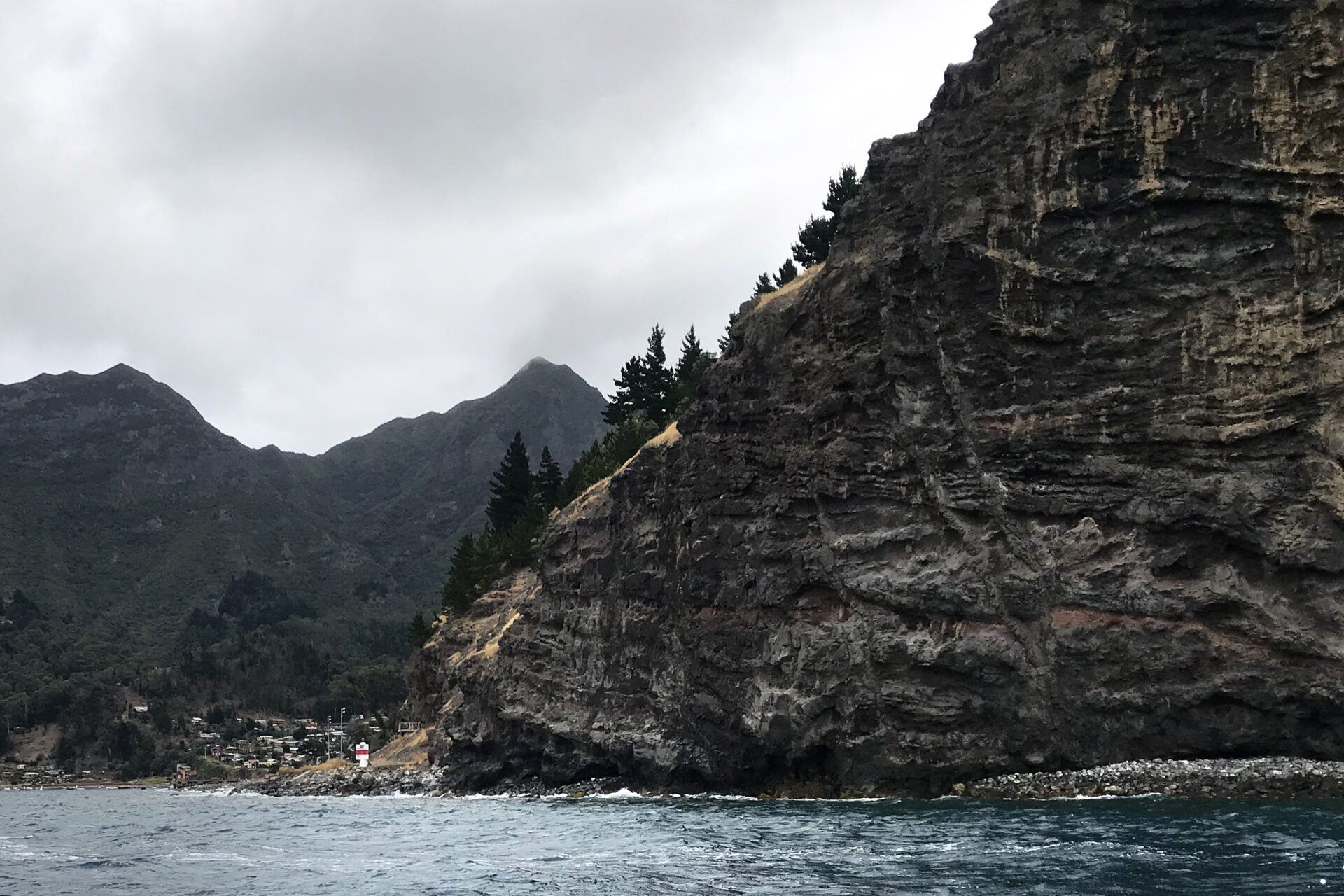 ¿Dónde está la isla de Robinson Crusoe?