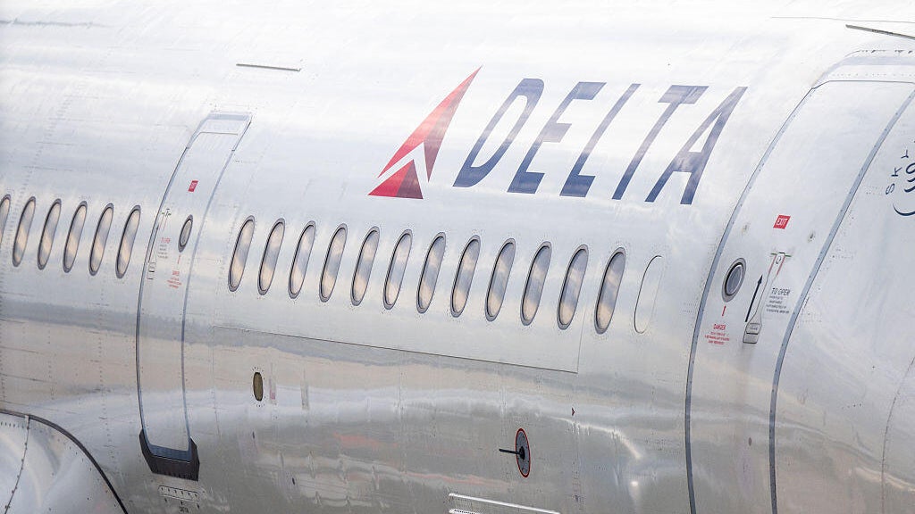 Delta promotes new president, names COO in leadership changes