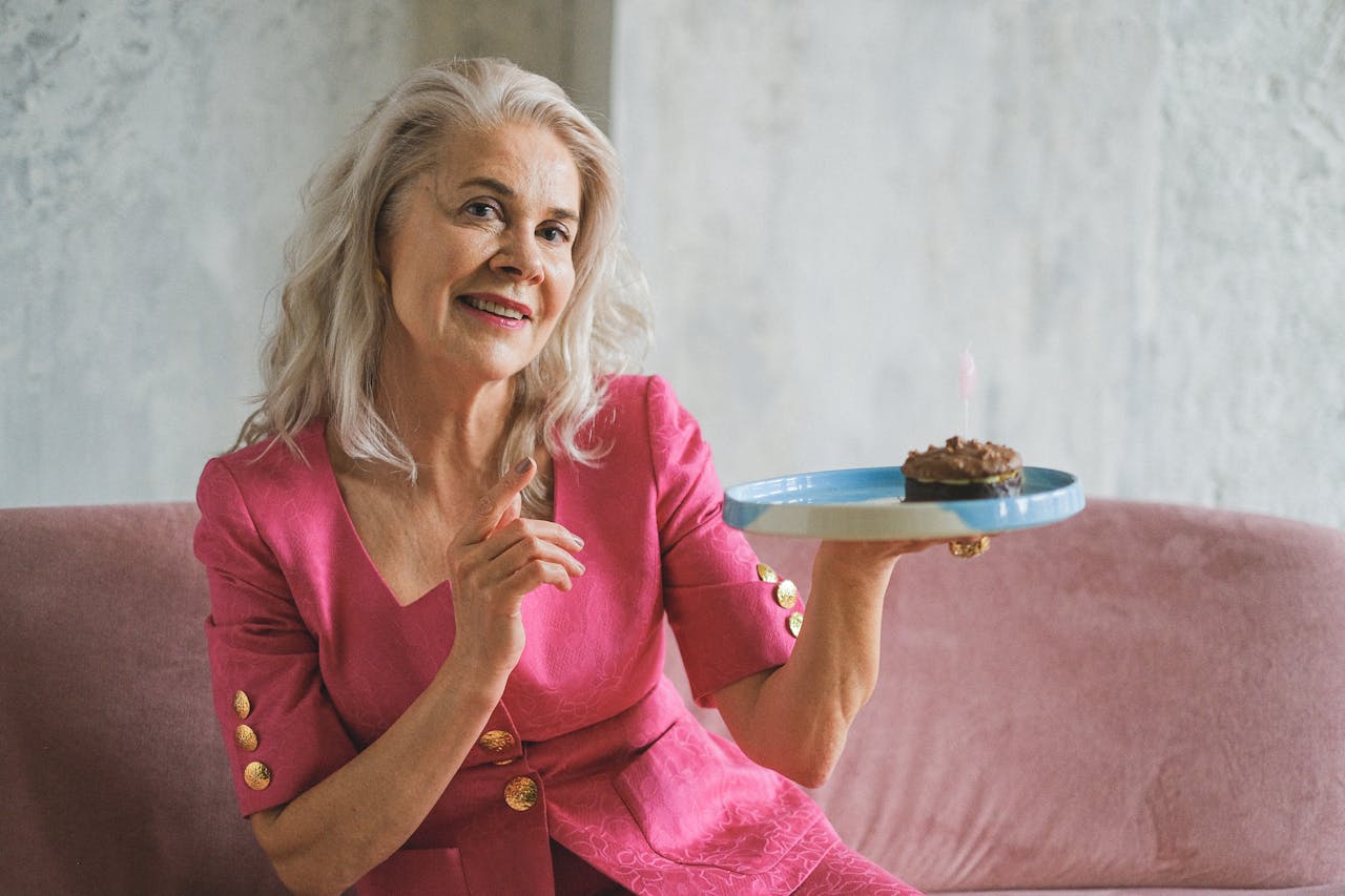 The single senior’s disadvantage: Why retirement math is brutal for ...