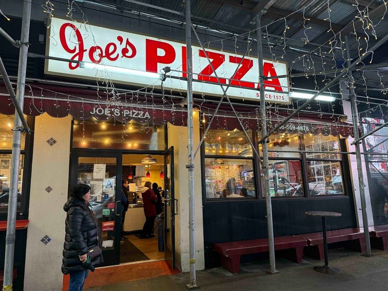 19 neighborhood pizza spots across America serving slices locals grew ...