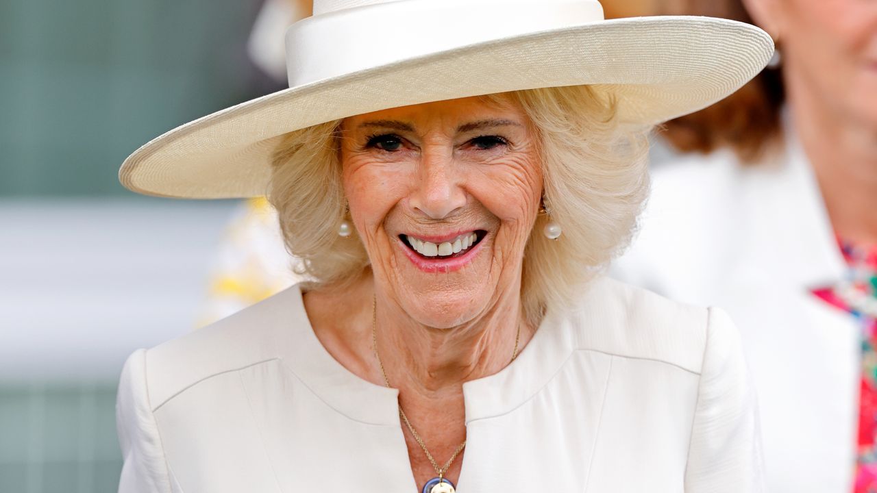 Queen Camilla's reaction to embarrassing mix up proves just how much of ...