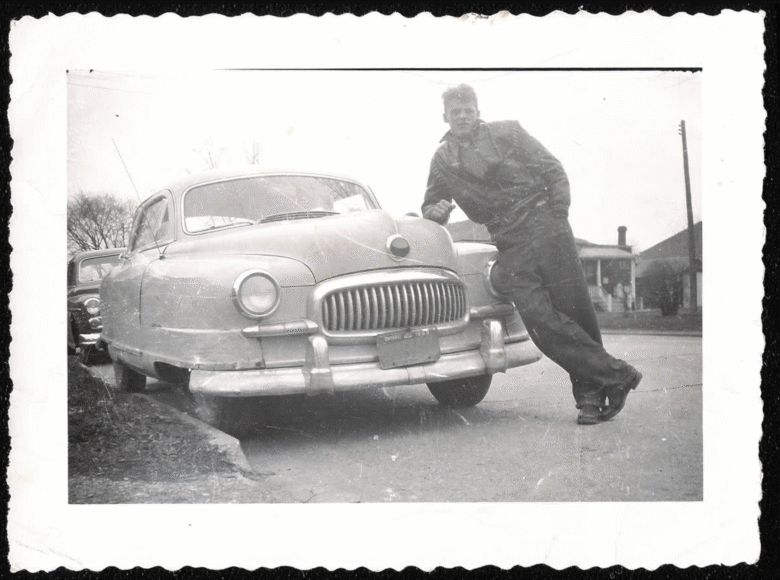 American metal: 6 vintage cars & the nuclear families who depended on them