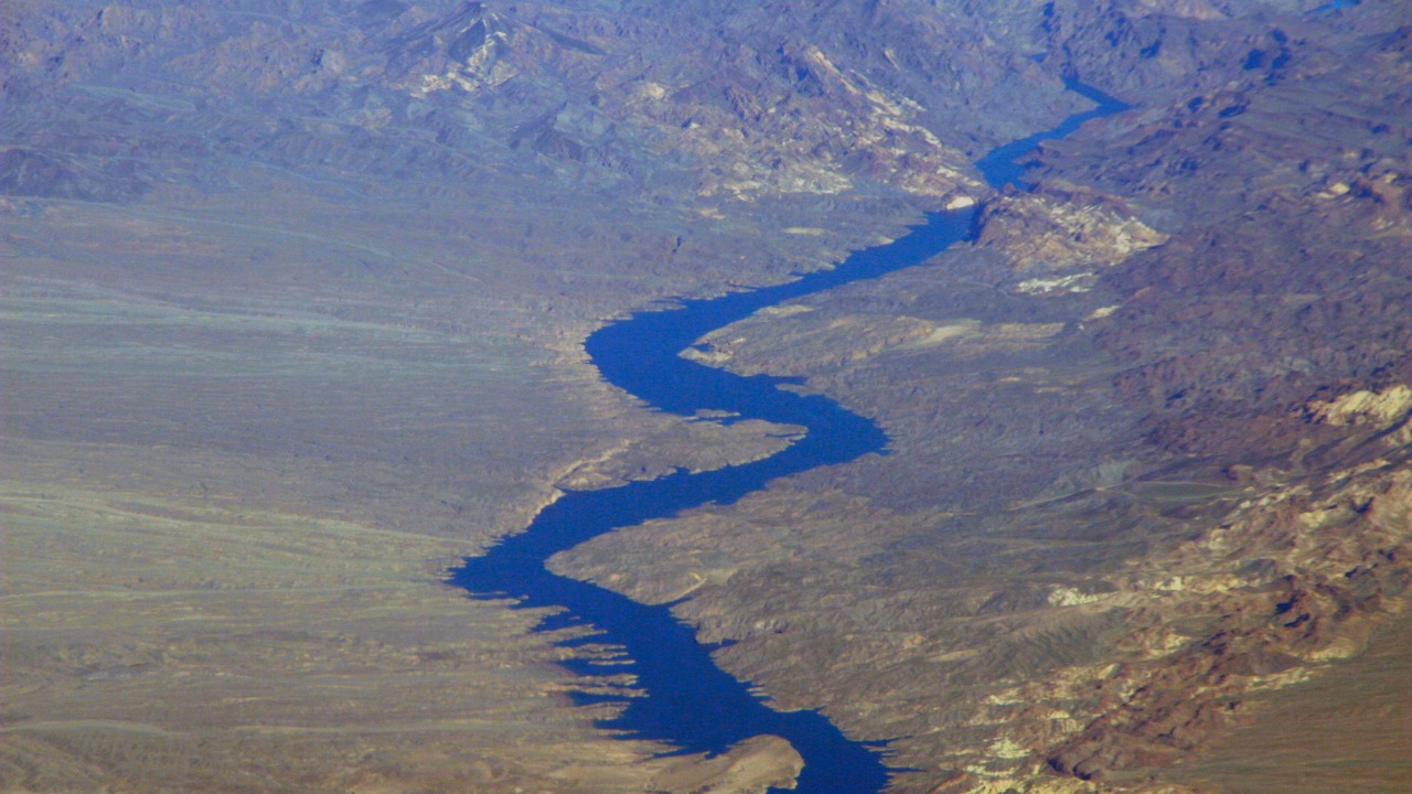 Arizona data centers surge despite shrinking Colorado River water