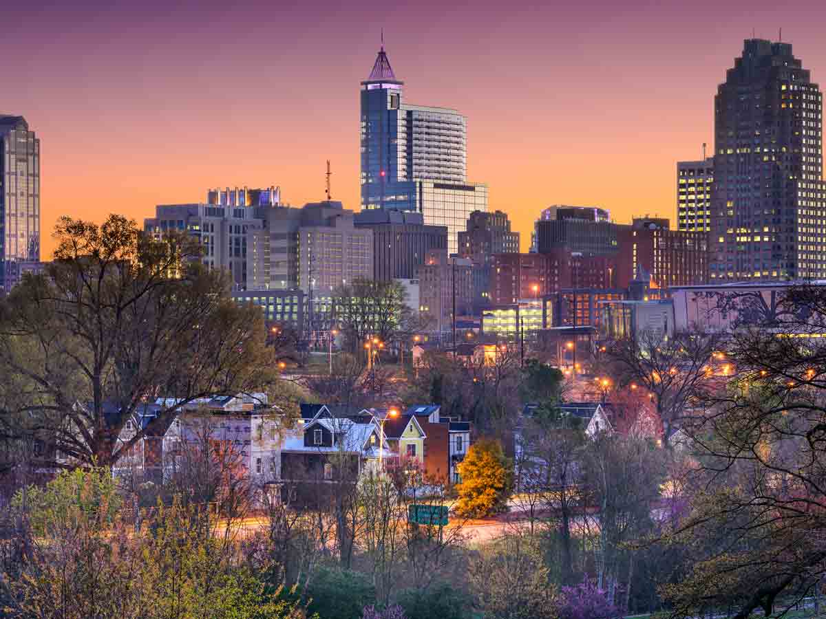 25 most neighborly US cities ranked by friendliness and community spirit