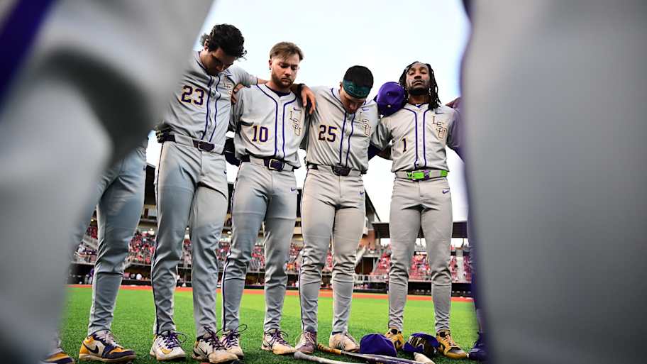 How it happened: LSU baseball suffers stunning 7-2 loss to Louisiana ...