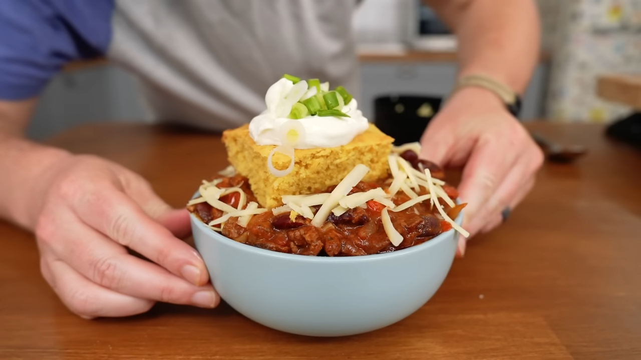 A British guy tries classic American chili and cornbread