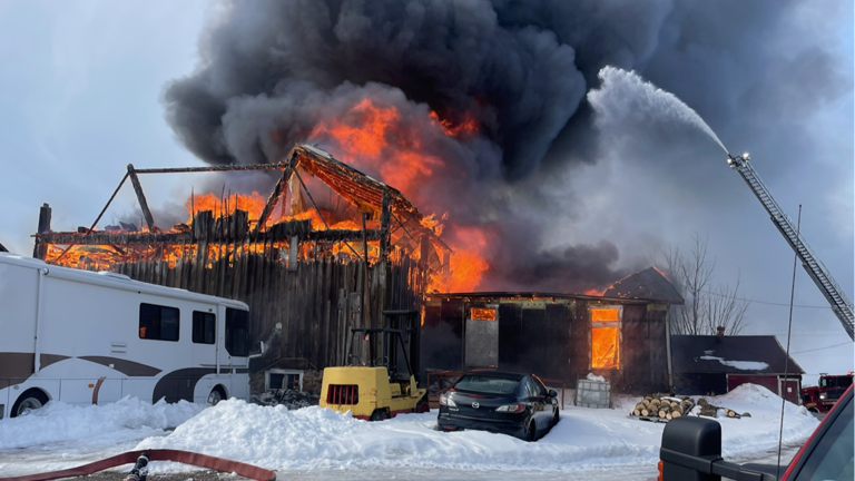 Toronto Fire crews battle fire at large, wooden workshop in Scarborough