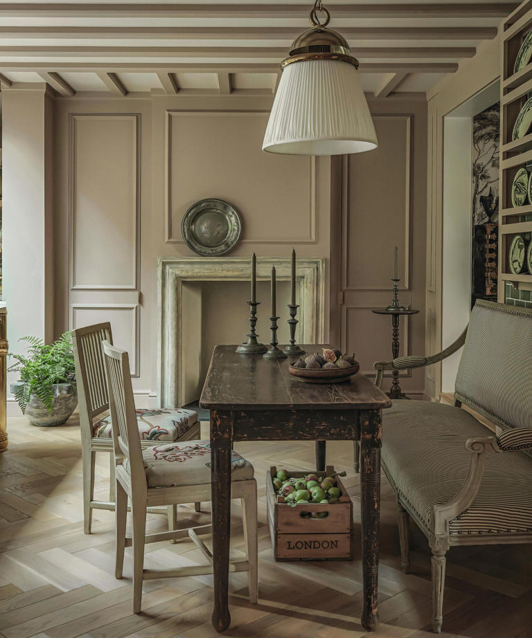 Inside a London Edwardian terrace with a stunning mauve study