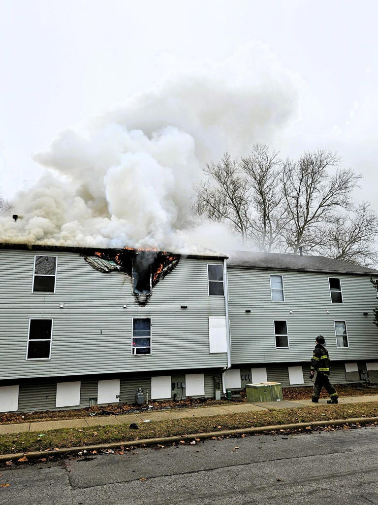 KCFD knocks down fire at Olive Park Village apartment building