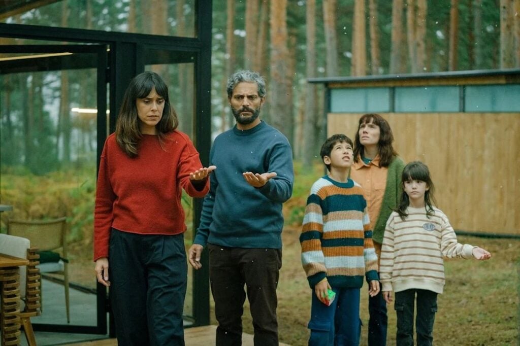 « Une claque », ce film Netflix très prenant bat des records dans le ...