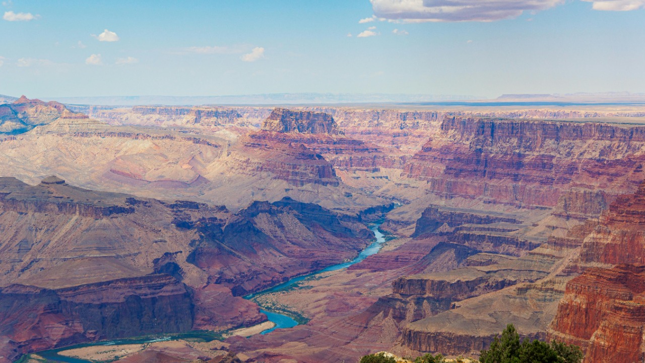 Scientists finally solve what ripped a 500 km canyon in the Atlantic
