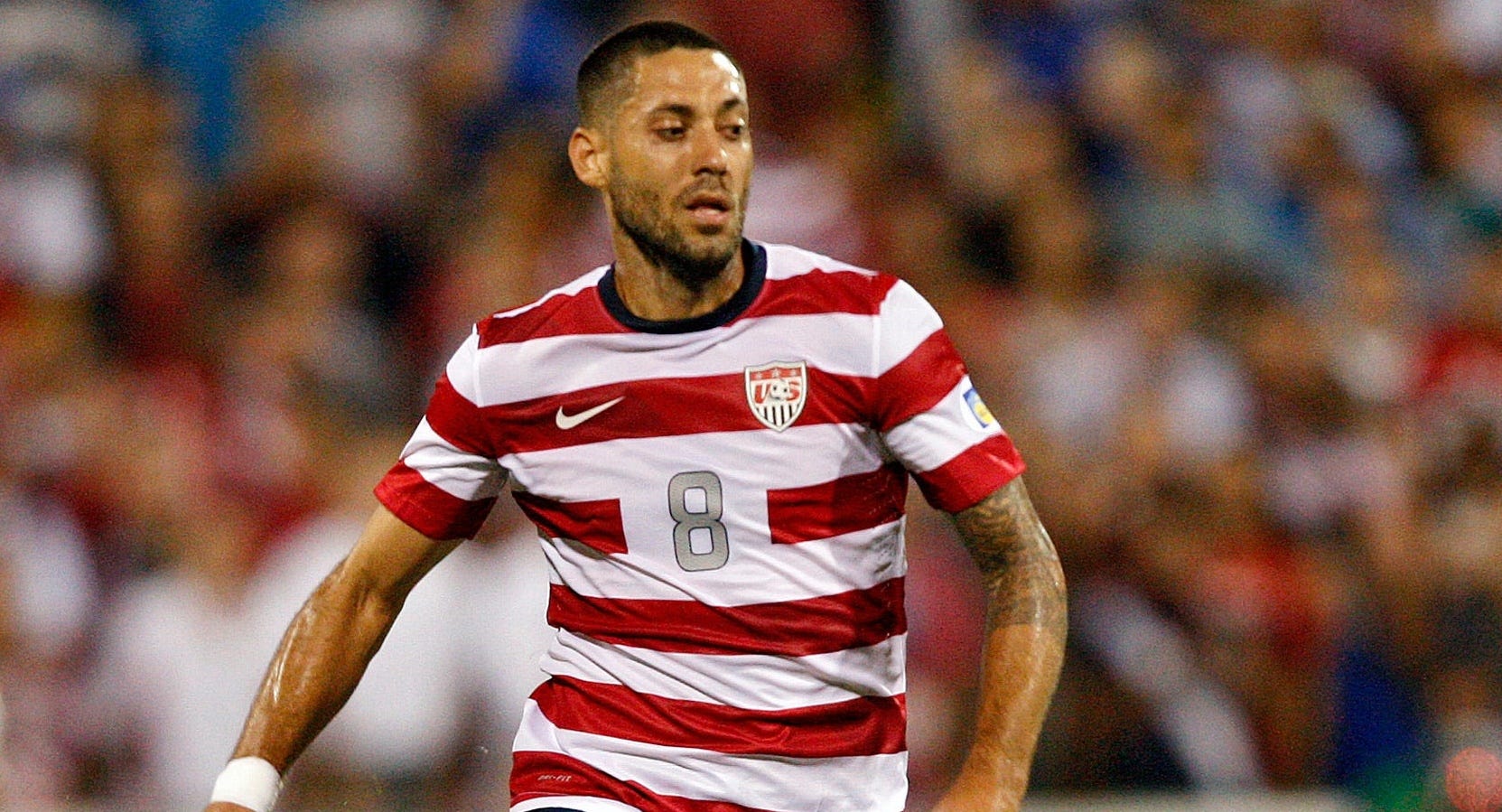 Grocery store displayed USMNT World Cup jersey ahead of kit reveal