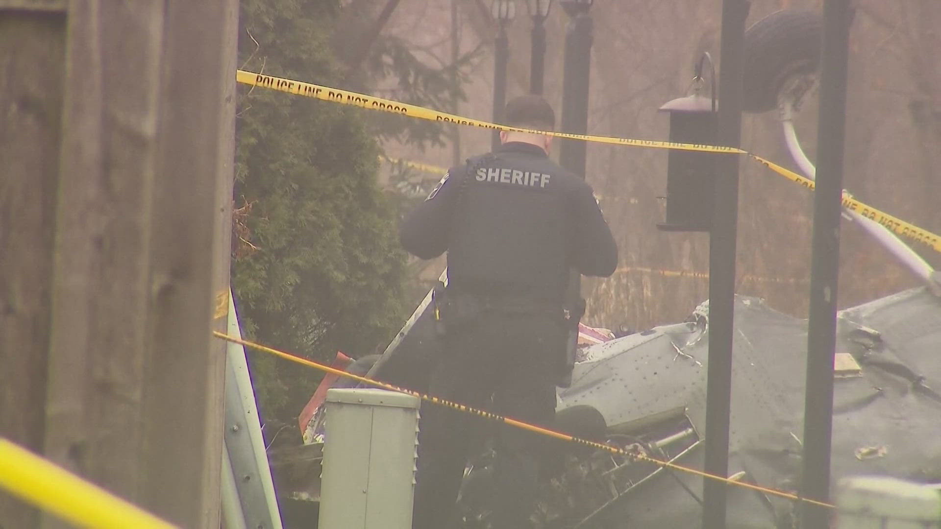 Pilot killed in plane crash near Chicago
