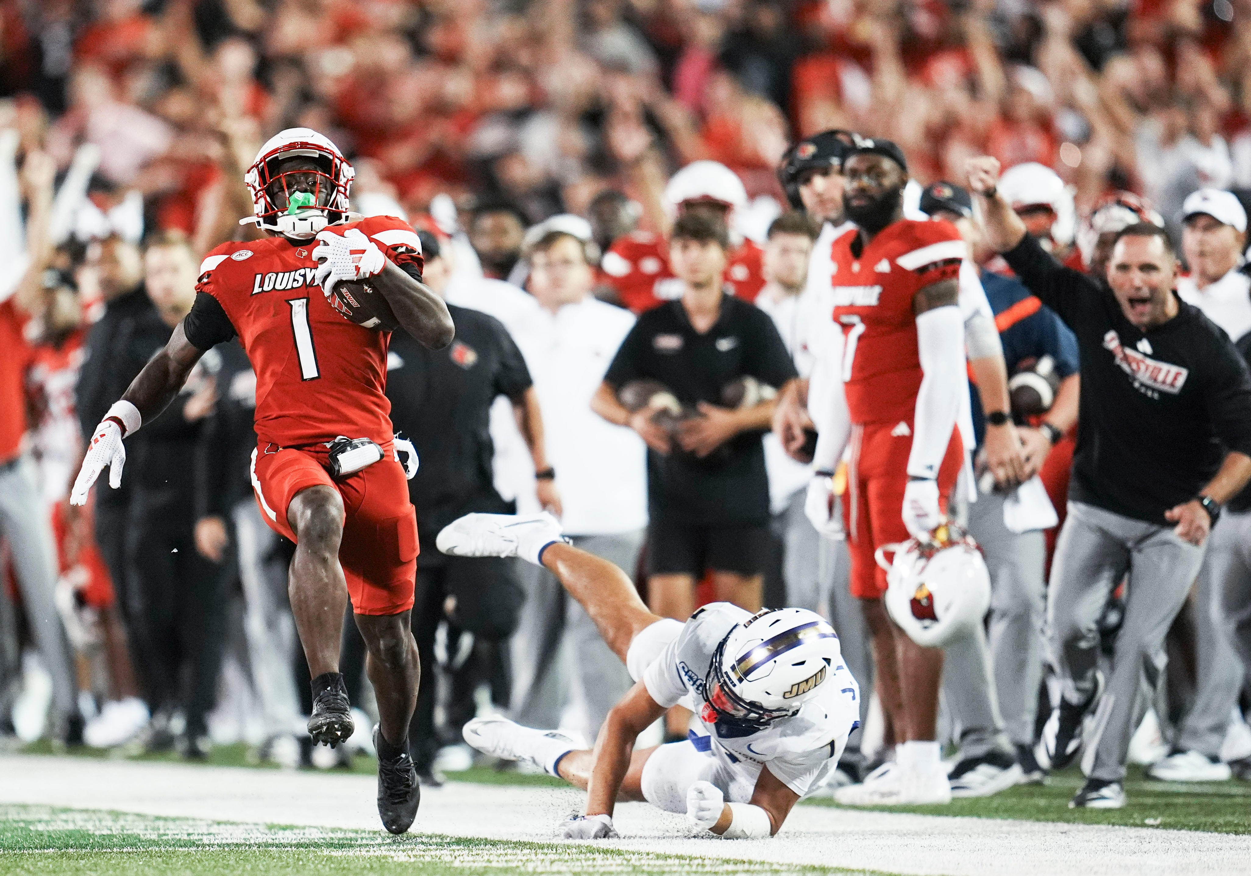 Louisville football game time set for opener vs. Ole Miss in Nashville